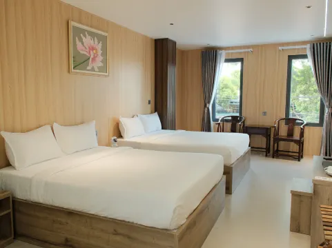 Alphan Hotel - Ninh Hòa