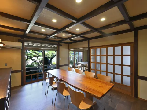 Shimayado Shiori - Japon