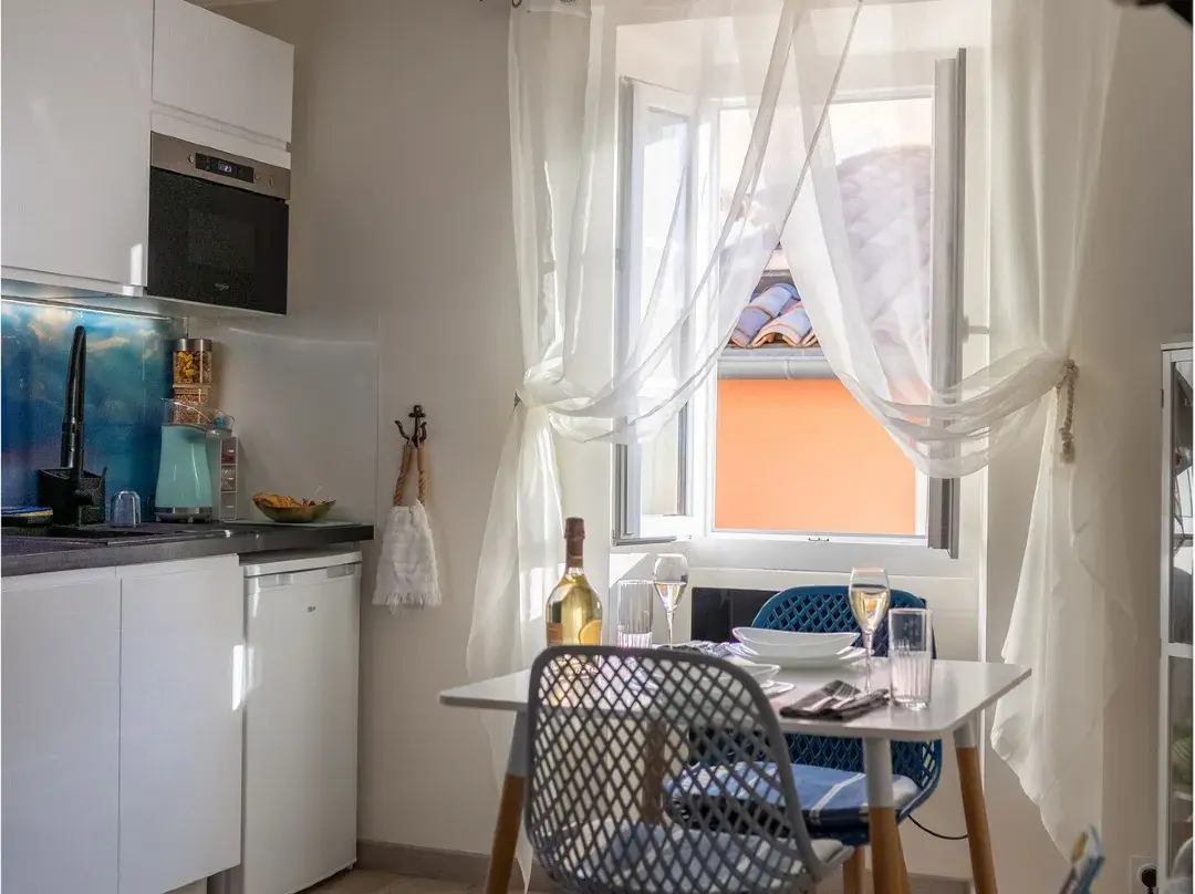 Le Palmier Doré Calme à Menton Jusqu'à 4 Invités - Menton