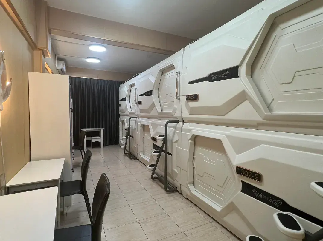 Golden Mango Home Youth Hostel - Bangkok