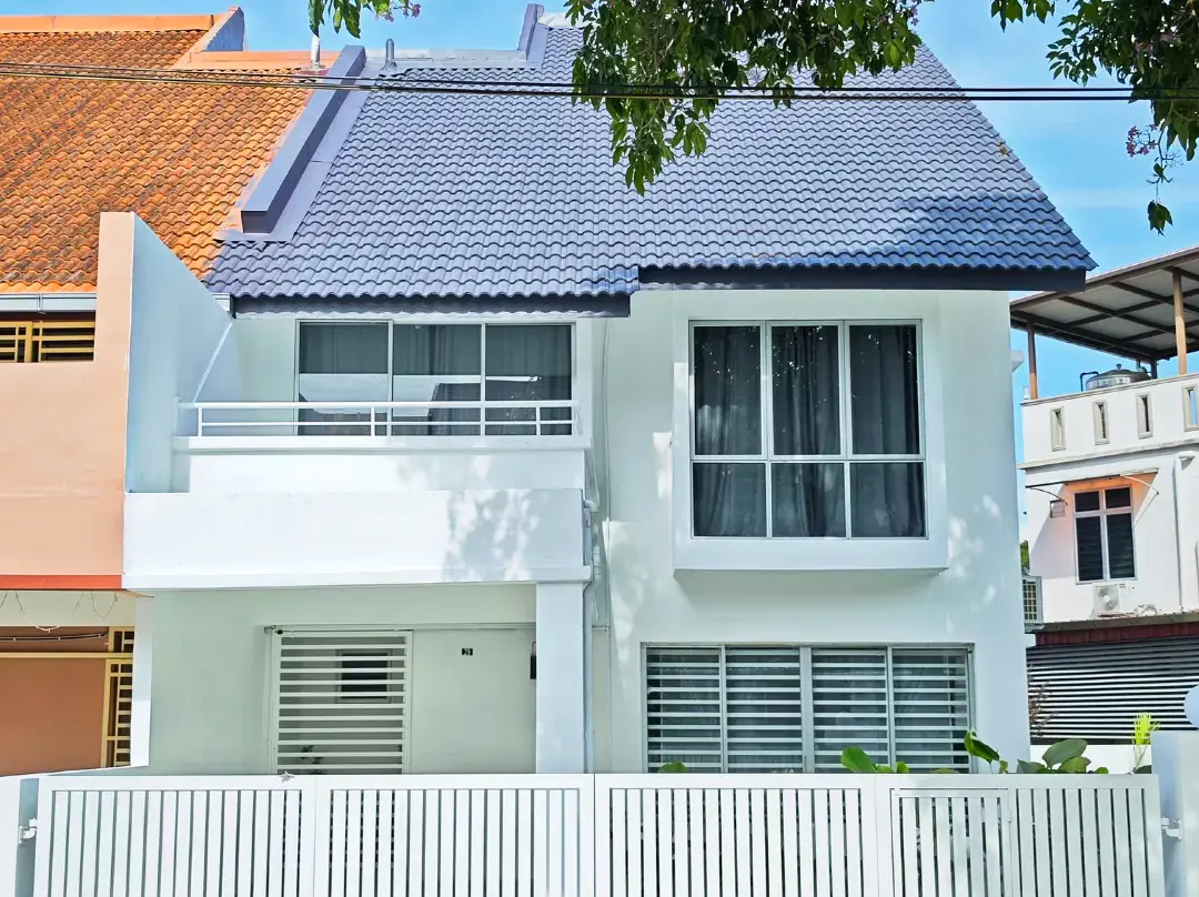 Cosy Batu Kawan Home 12 Pax ~5 Mins To Ikea~ Entire Home ~4 Bedrooms~ - Batu Kawan