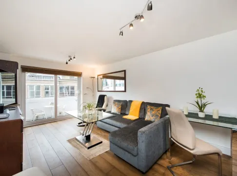 Views For Days - Fitzrovia -  By Frankie Says - Bloomsbury