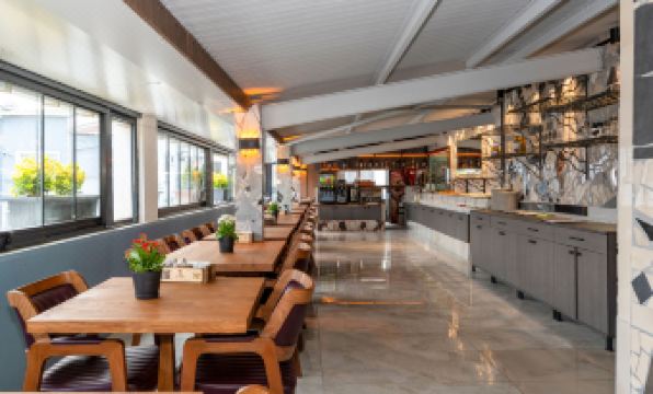 Mays Otel: 2026 Deals & Reviews | Trip.com