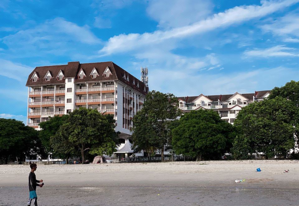 Bayu Beach Resort 9-18pax, Muslim Friendly お得に宿泊予約-ポート・ディクソン | Trip.com