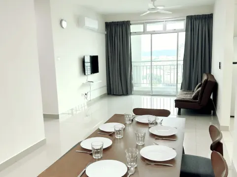 Tur16-10pax-4room1living-spice Stadium-1minfoodcourt-5minit Airport - Bayan Lepas