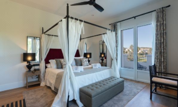 Duquesa Golf Club (Manilva) - 2026 Prices, Reviews & Deals | Trip.com