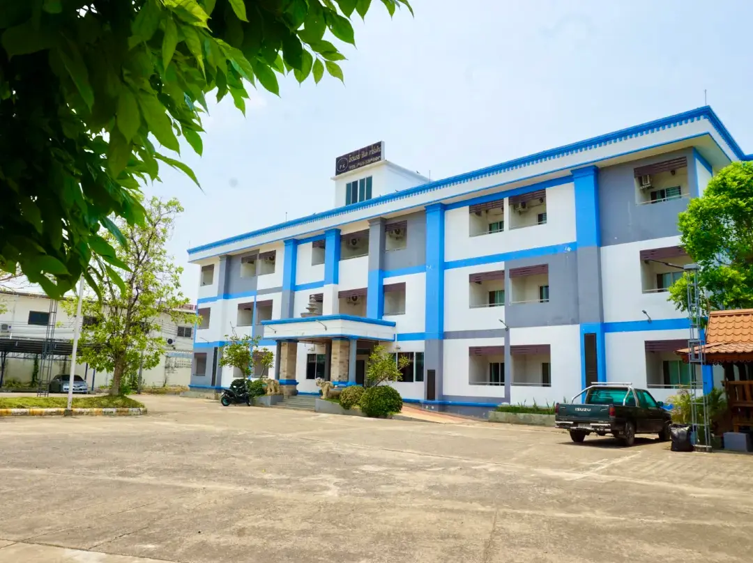 Pk Garden Hotel - Roi Et