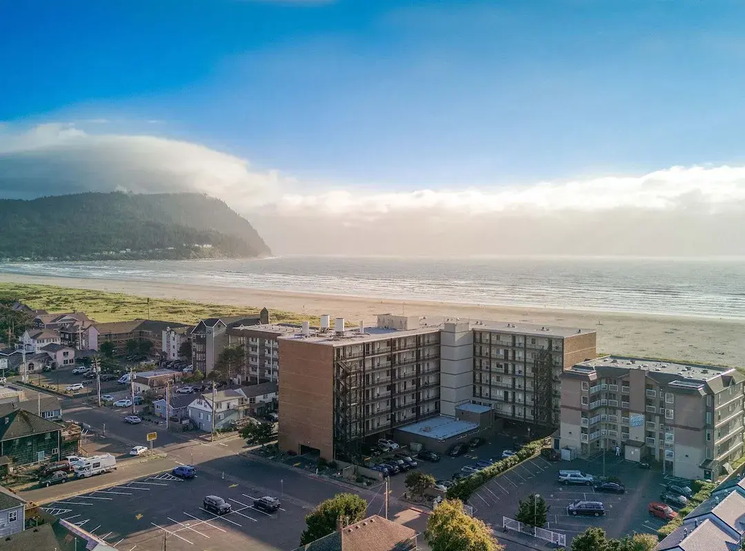 Sand & Sea Apartments - Seaside, OR