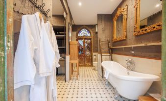 The Anonymous House/Vintage Thai Style/City Centerの宿泊予約・口コミ・お得なプラン2026 ...