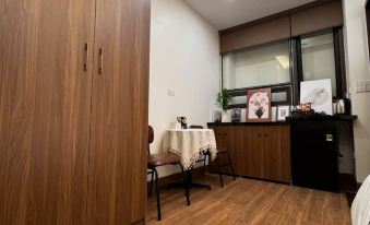 Fuji Hotel and Apartment Hanoi - near the train street cafe - Giá cả và ...