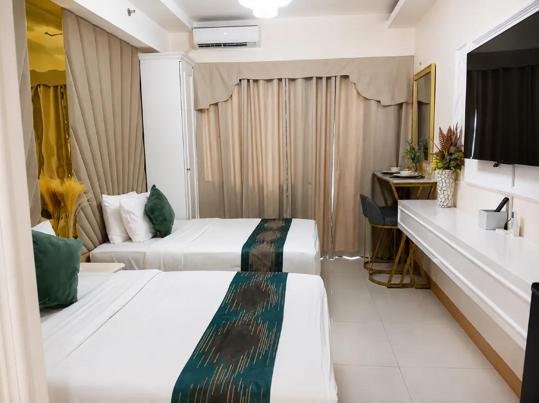 Homefort Stays At Lush Residences - Manille