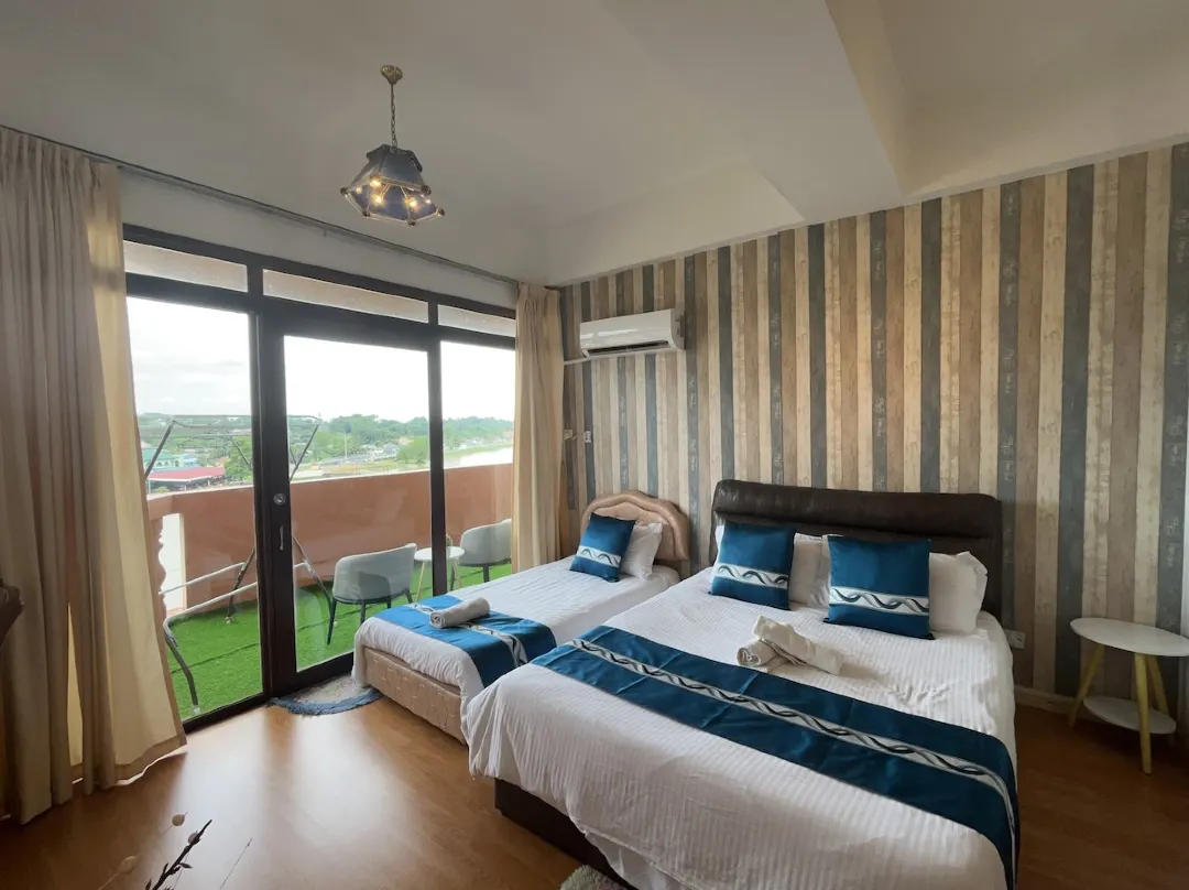 Riverbank Suites Riverview 507 - Kuching