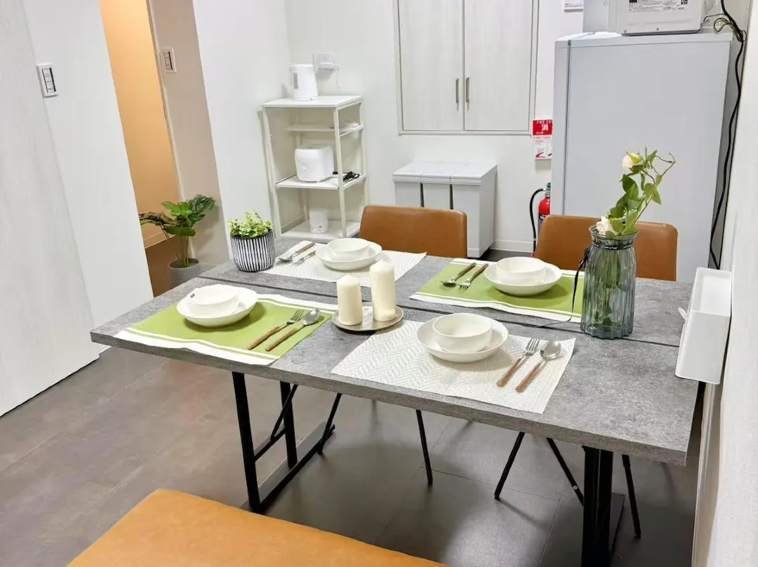 5 Mins Walk To Jr Ueno Station | Ameyoko And Ueno Park Within Walking Distance - Ueno