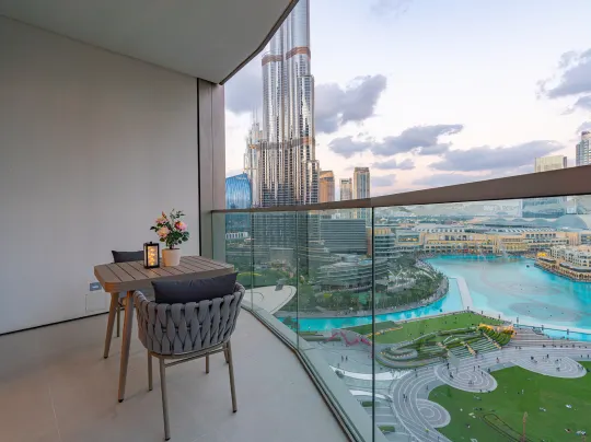 Iconic Views -Burj Khalifa & Fountain Views - Dubai