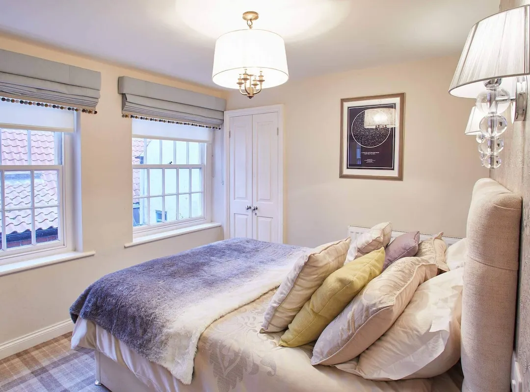 Host & Stay | Spyglass 1708 - 휘트비