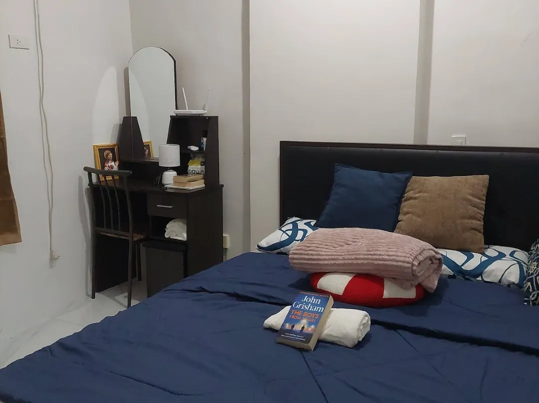 Jovy Staycation Group Of 3 - Check In - Cebu City