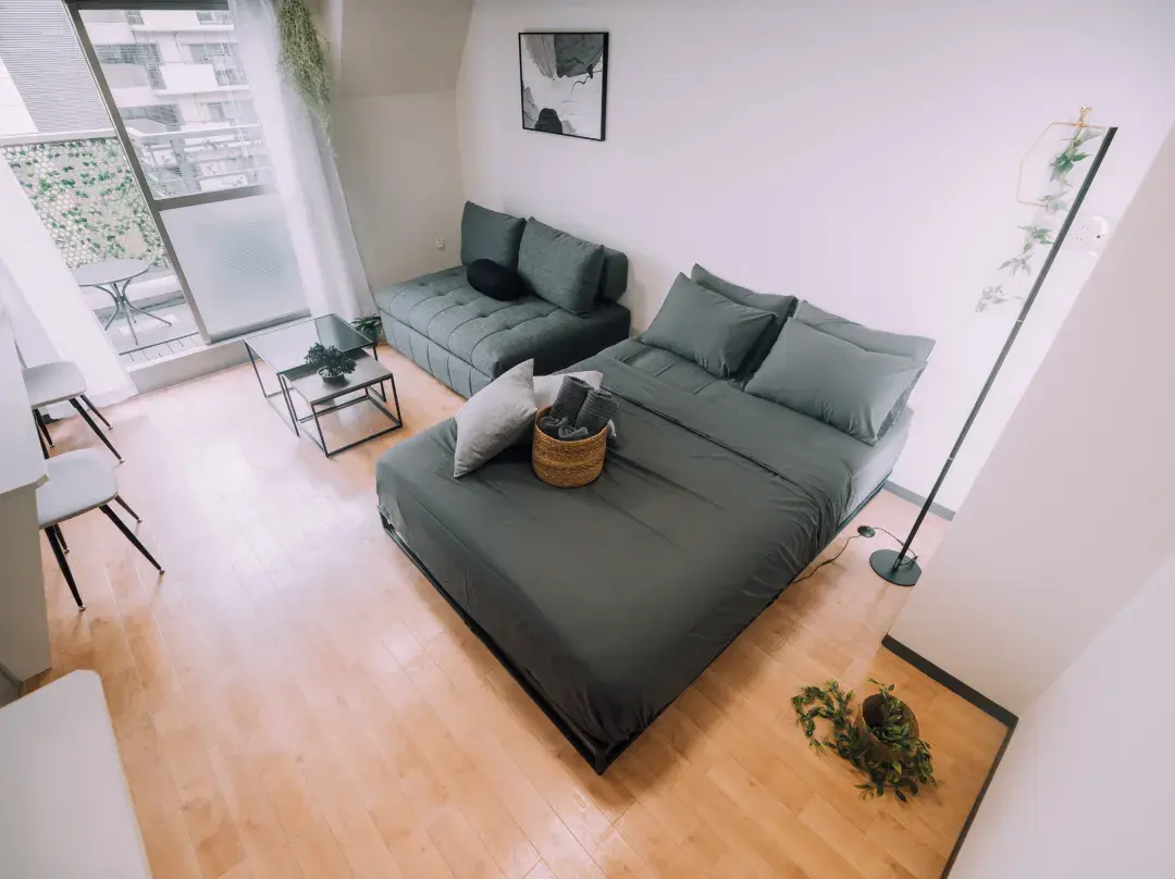 Minimalist Loft 99: Namba Compact Studio & 24/7 Gym - Nanba