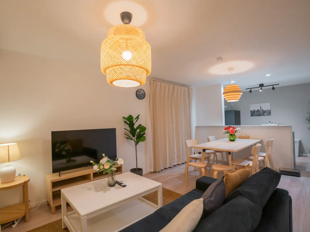 Seiwa・travel Time Sunahama｜direct Train Access To Namba And Shinsaibashi - Osaka