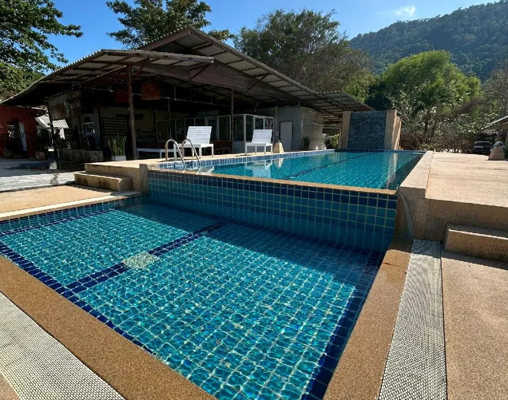 Apichada Beach Resort - Ko Pha Ngan