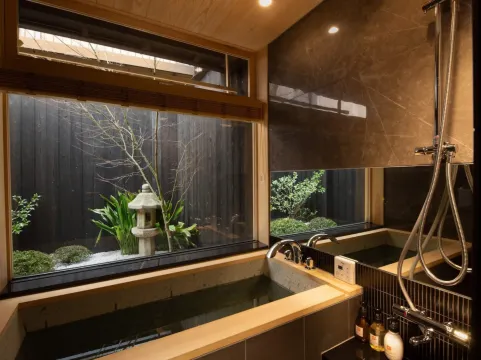 Kanade Kiyomizugojo - Japón