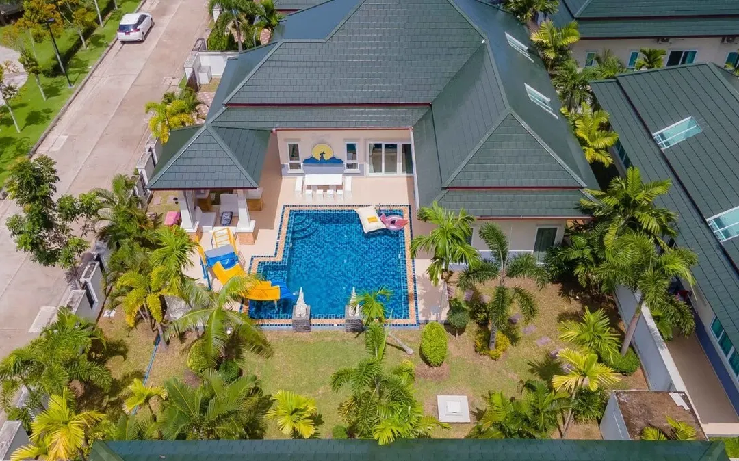Bunny House Pool Villa - Pattaya