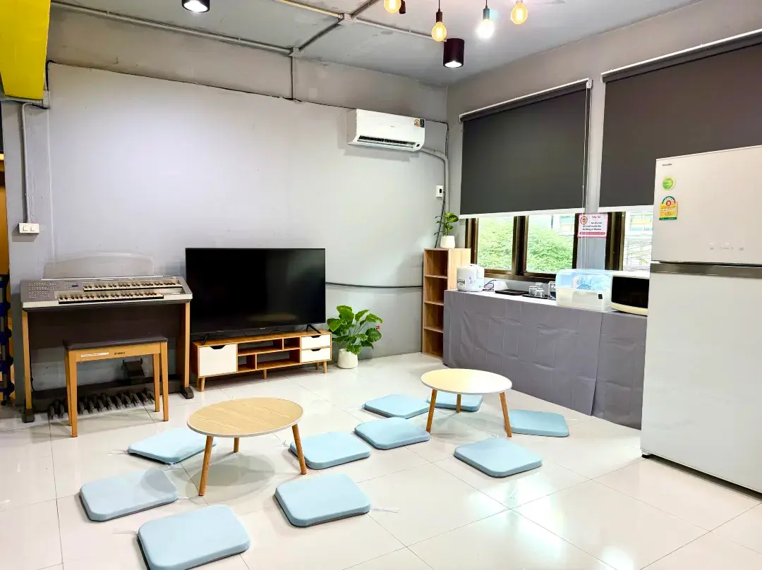 Sukhum Huai Khwang Guest House - Bangkok