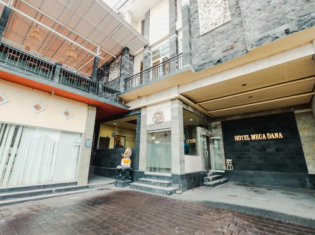 Hotel Mega Dana - Denpasar