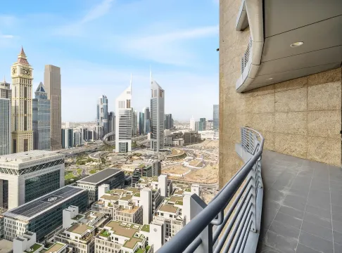 Luxury High-floor Suite Museum Of The Future View - Dubai