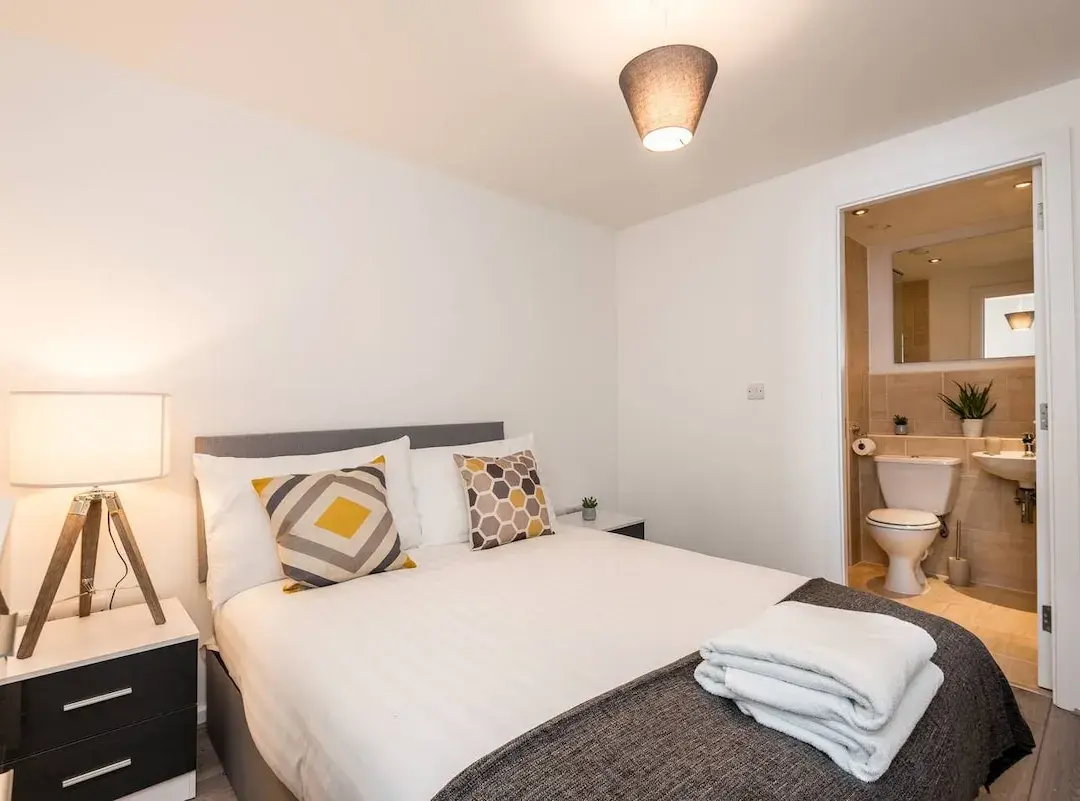 Host & Stay | Oldham Place -