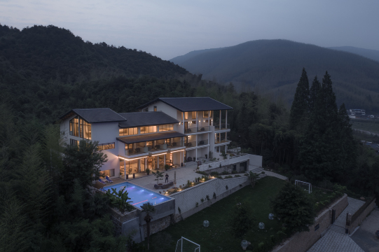 Renli Xinbo Mogan Hot Spring Resort Reviews: 186 Real Guest Ratings ...