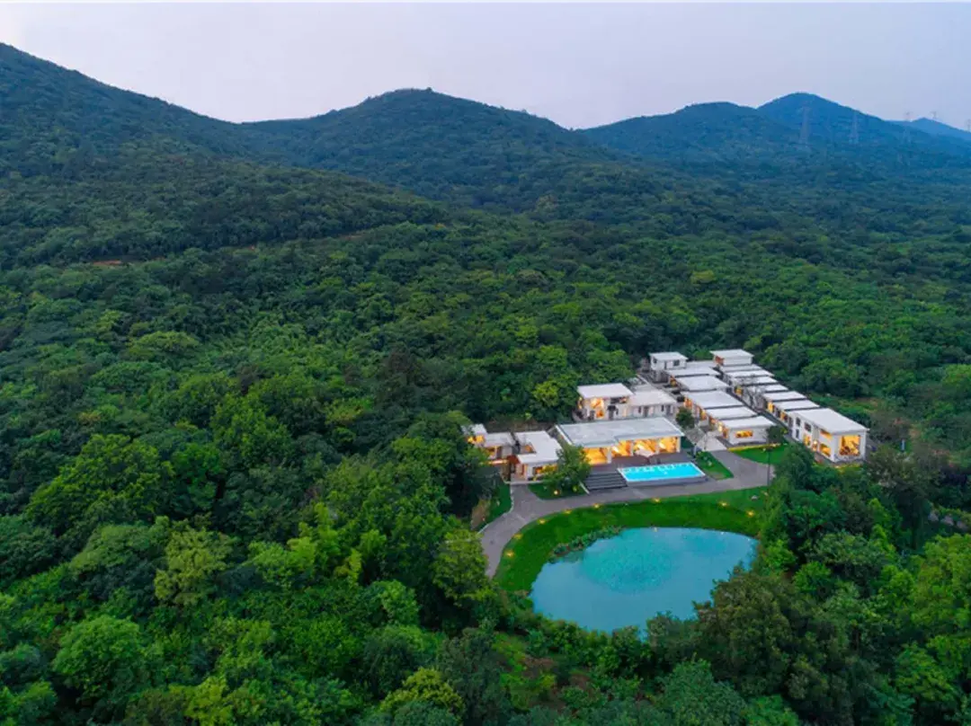 Acre Of Pure Land · Valley Hot Spring Resort - Nanjing