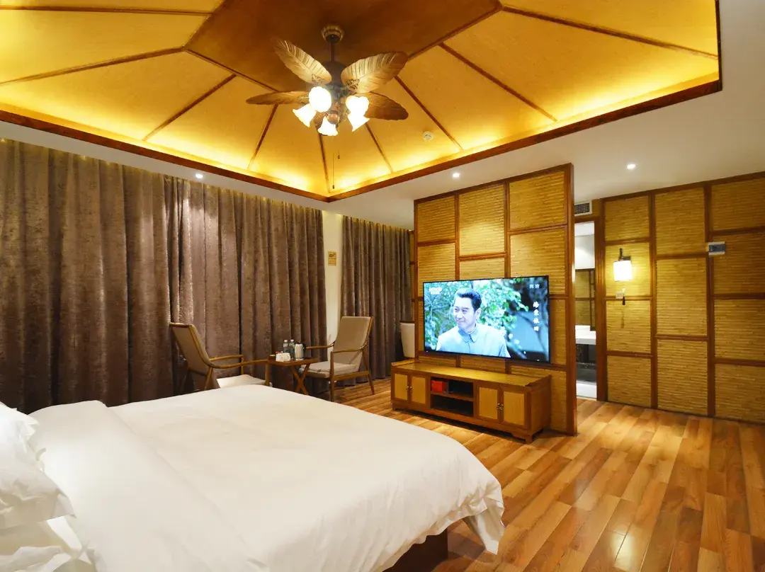 Moyuan Boutique Hotel - 뤄허 시