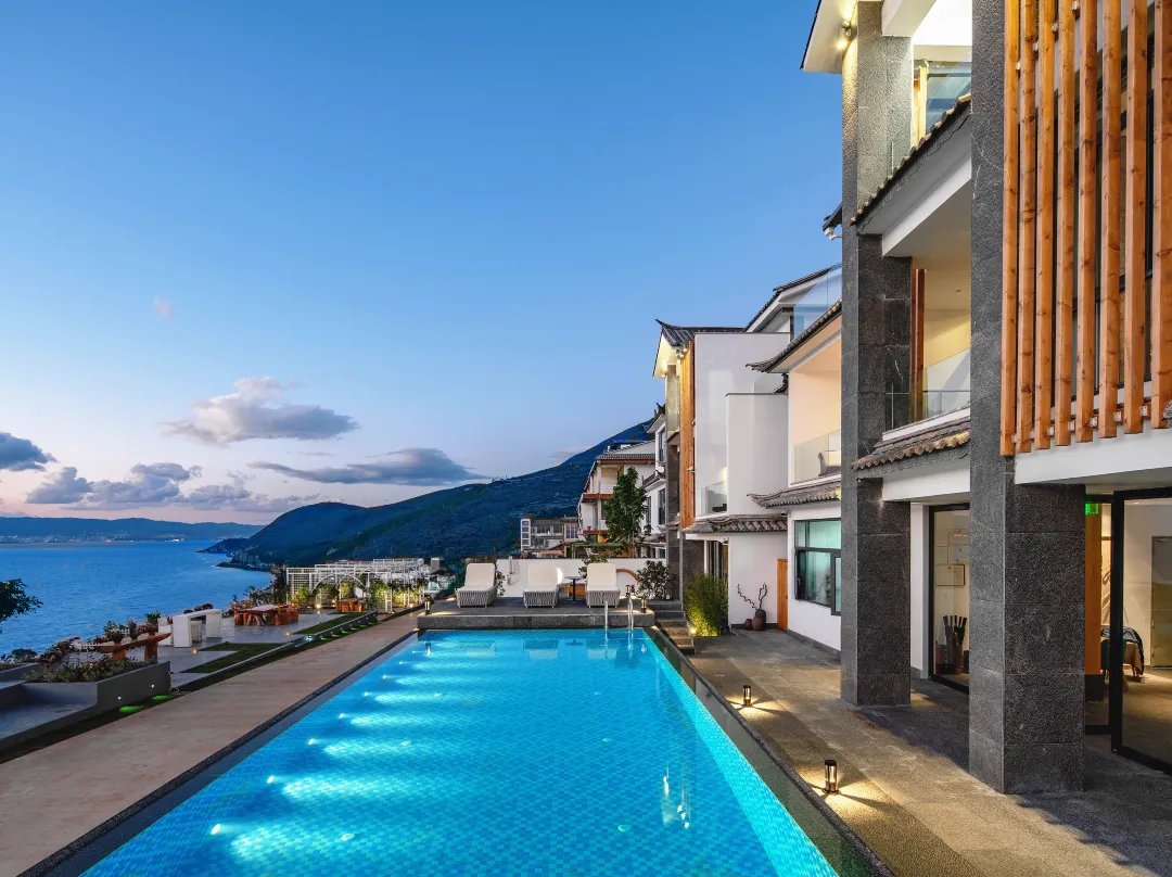 Manshan Yise Lake View Hotel - Dali