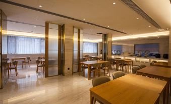LI Hotel (Dalian Heping Square)(全李酒店（大连西安路地铁站店）), Dalian - 2026 Updated ...