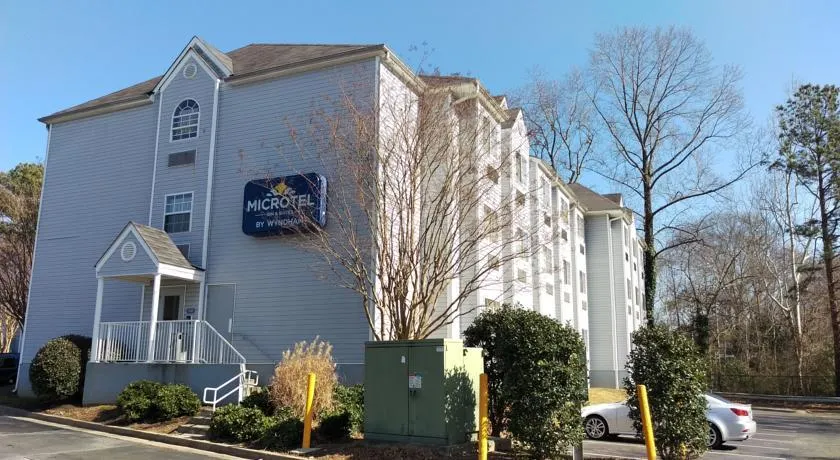 Microtel Inn & Suites by Wyndham Atlanta/Buckhead Area Reviews: 102 ...