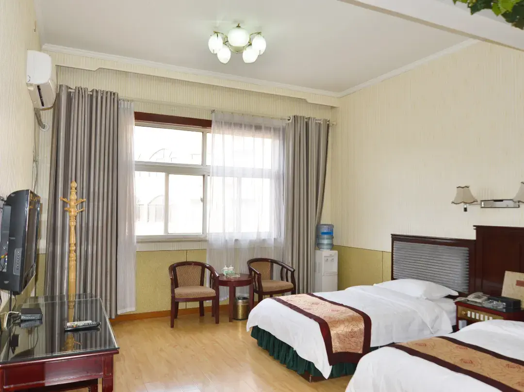 Xiangcheng Furong Hotel - Pingdingshan