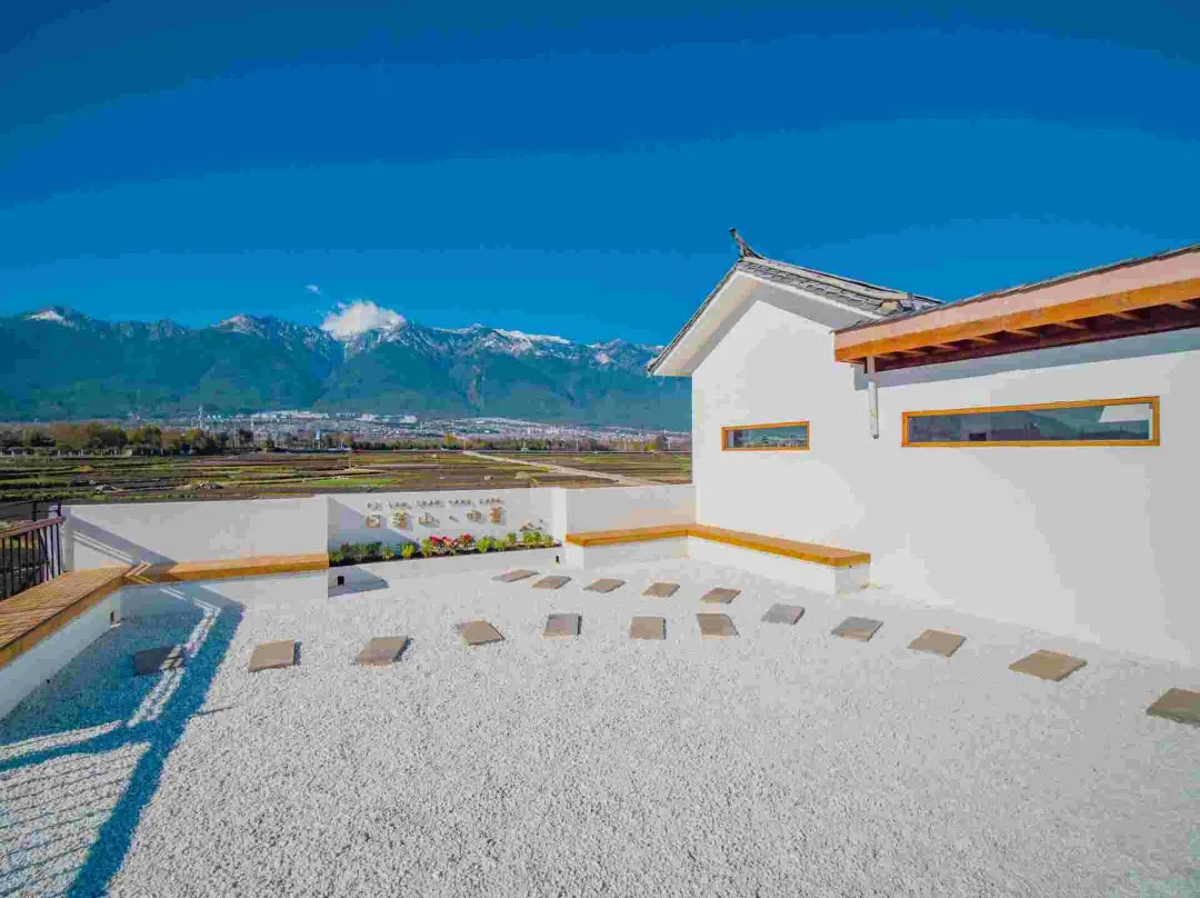 Dali Sunset Mountain Yangcang Homestay - Dali