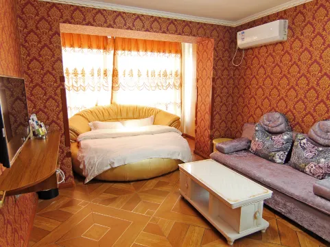 Binge Theme Hotel - Qiqihar