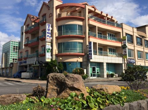 Jeju Blue Beach Pension - Jeju-si