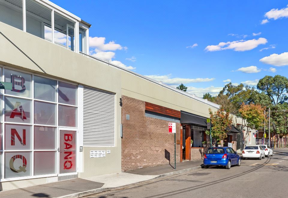 Glebe Self-Contained Modern One-Bedroom Apartment (3Cow), Glebe - Best ...