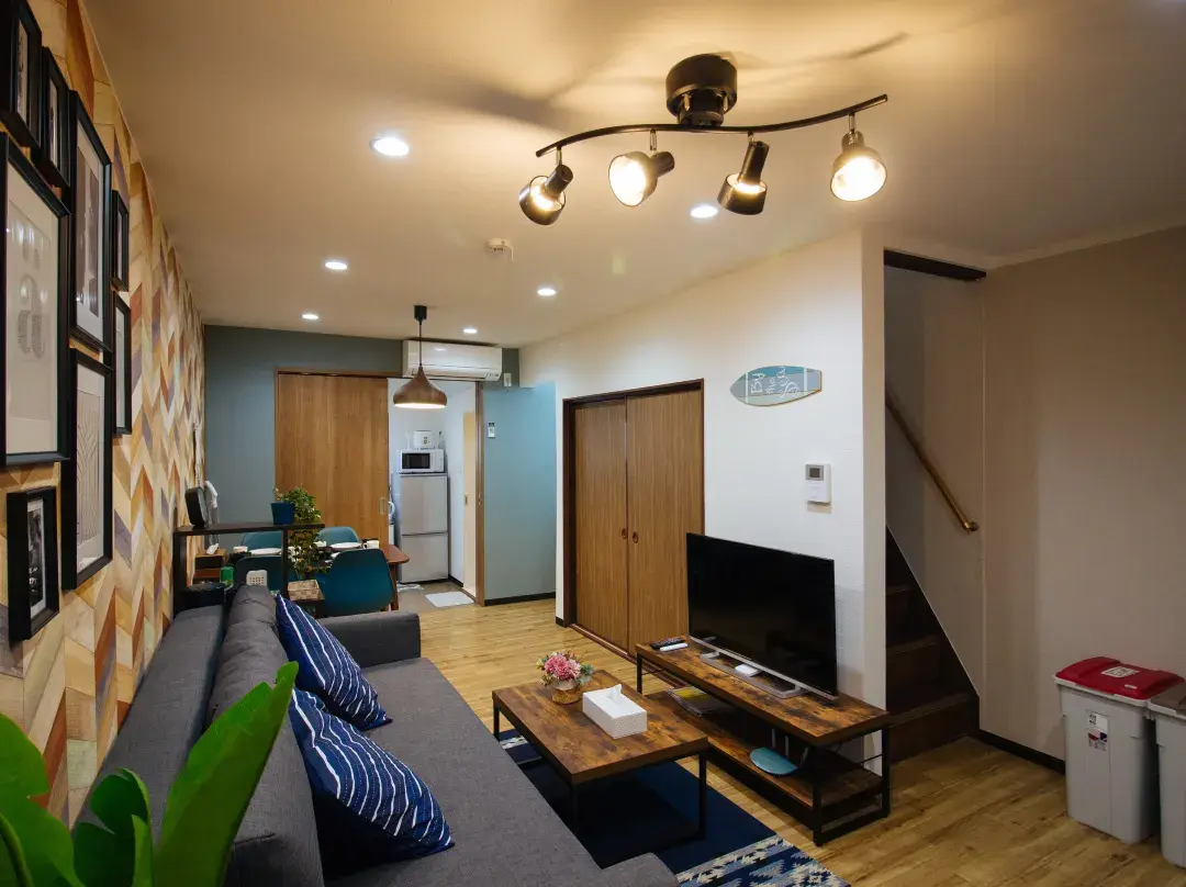 Js Xiaozhai・ Senbonkita - Osaka