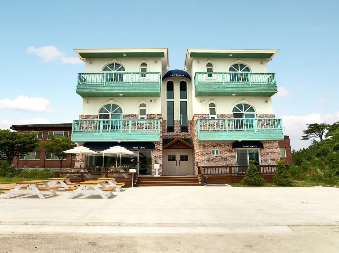 Gangneung Mint Cloud Pension - Gangneung-si