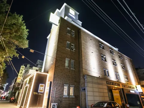 Brown Dot Cheongju City Hall Branch - Daejeon