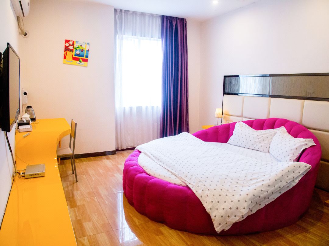 18 Boutique Hotel - Wuzhou