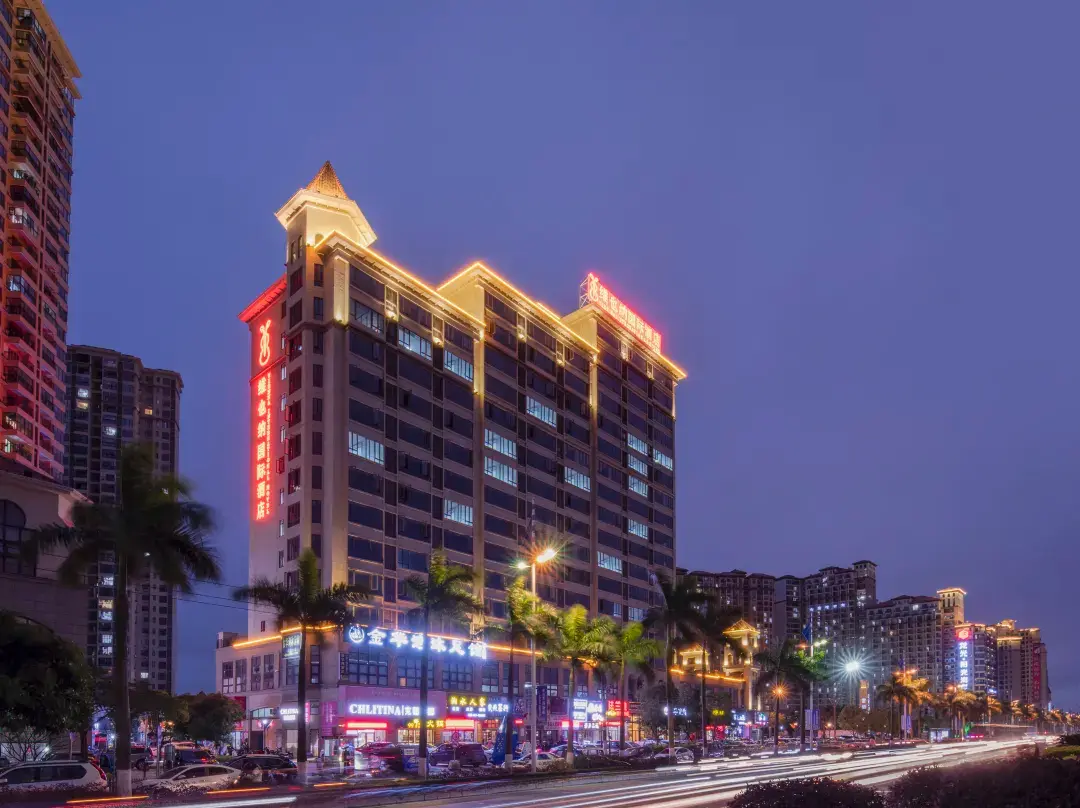 Vienna Hotel Fang Cheng Gang Sunshine Coast - 팡청강 시