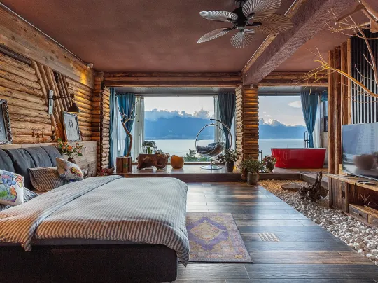 Yuehui Lake View Art Guesthouse - Dali