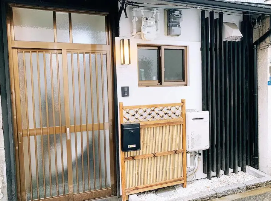 Sunrise House Matsu - Osaka, Japan