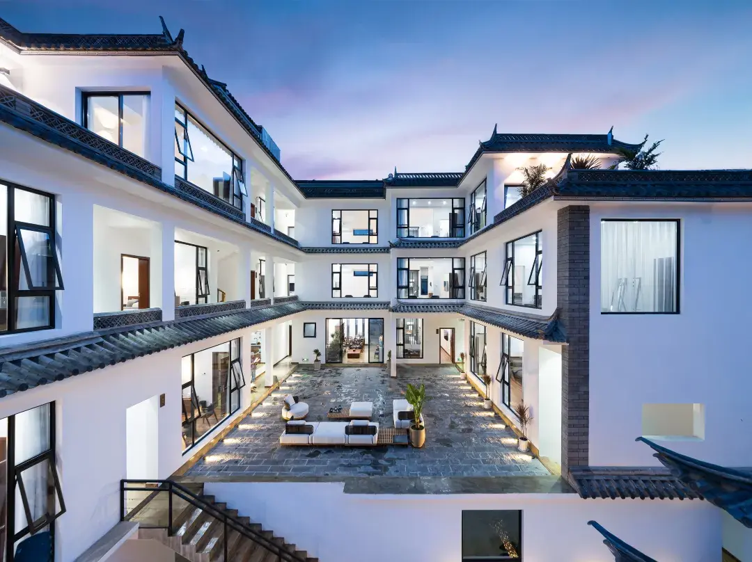 Dali · Moon Ins · Eclipse Light Luxury Designer B & B - Dali