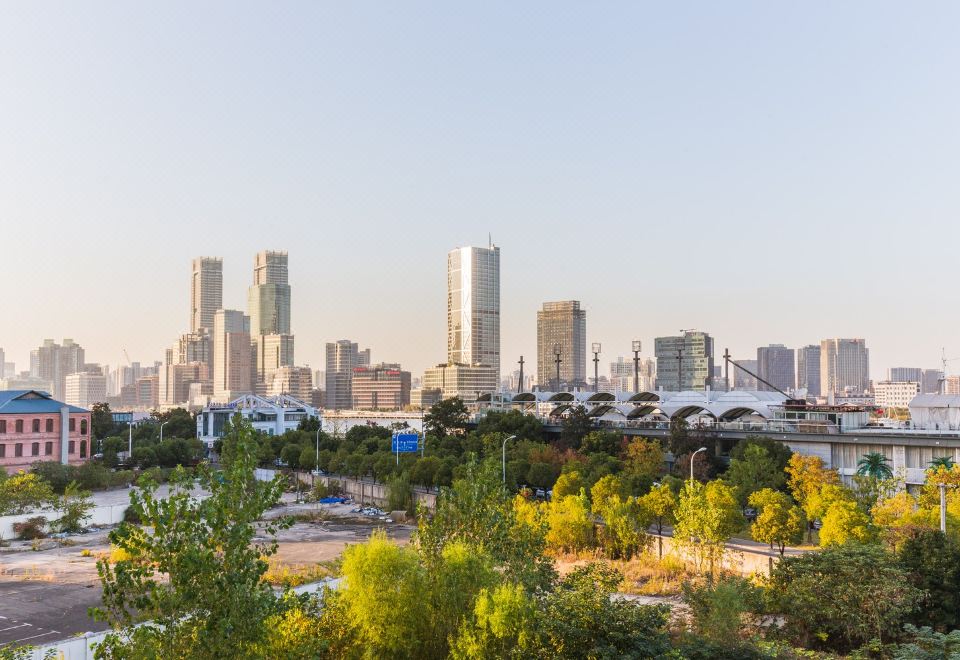 shang-hai-tu-zhang-gui-ye-jing-meng-jing-pin-min-su, Shanghai - 2025 ...