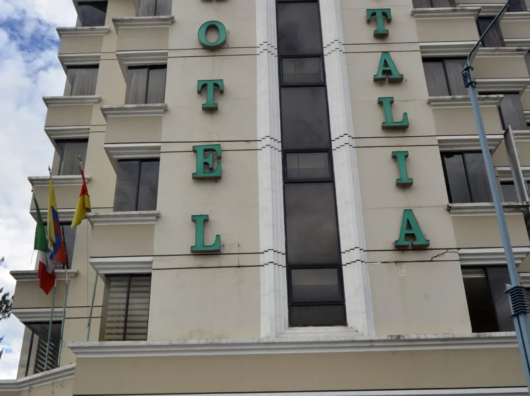 Hotel Italia Cuenca - Tranvia Centro & Aeropuerto - Cuenca
